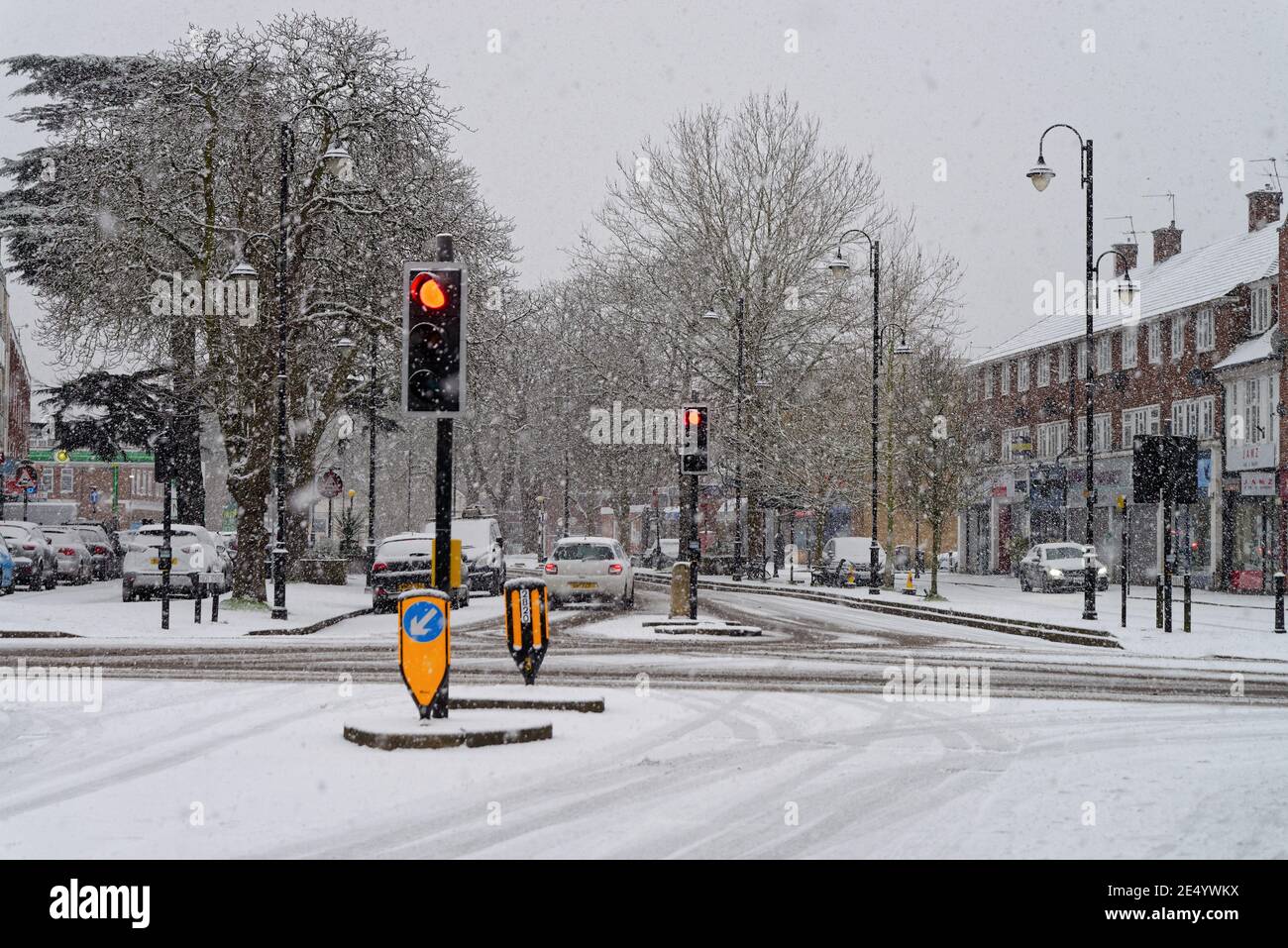 Shepperton High Street High Resolution Stock Photography and Images - Alamy
