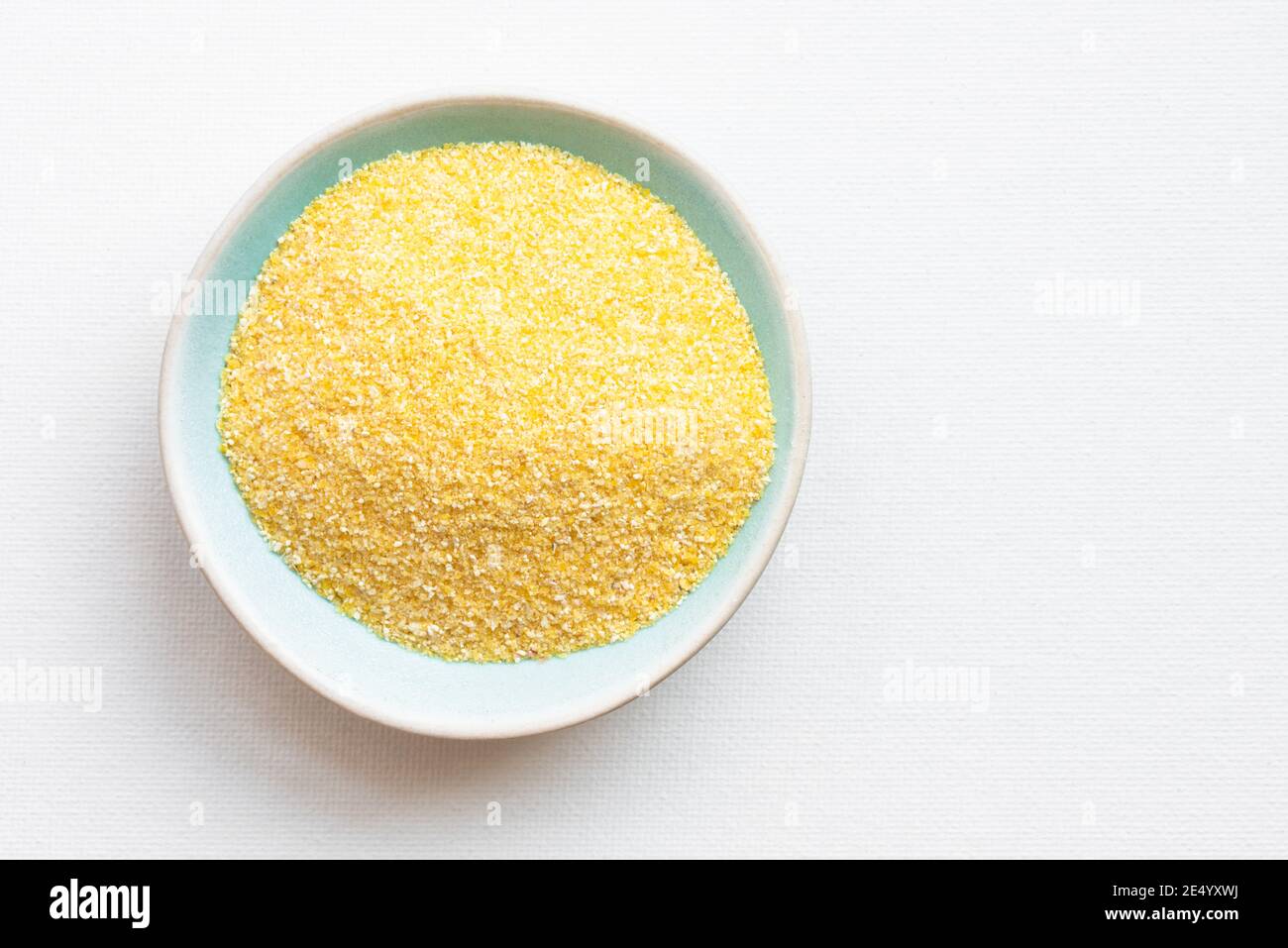 Yellow cornmeal hi-res stock photography and images - Alamy