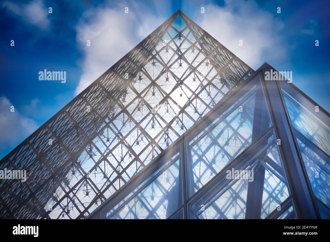 Pyramid louvre reflections hi-res stock photography and images - Alamy