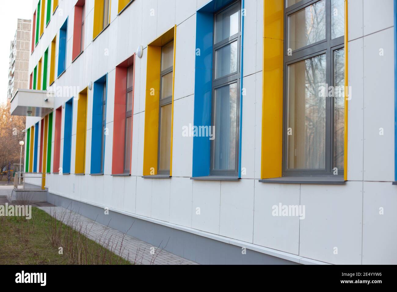Hospital building design flat hospital hi-res stock photography and ...