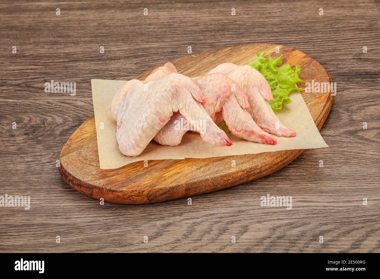 Raw chicken wings ready for cooking Stock Photo - Alamy