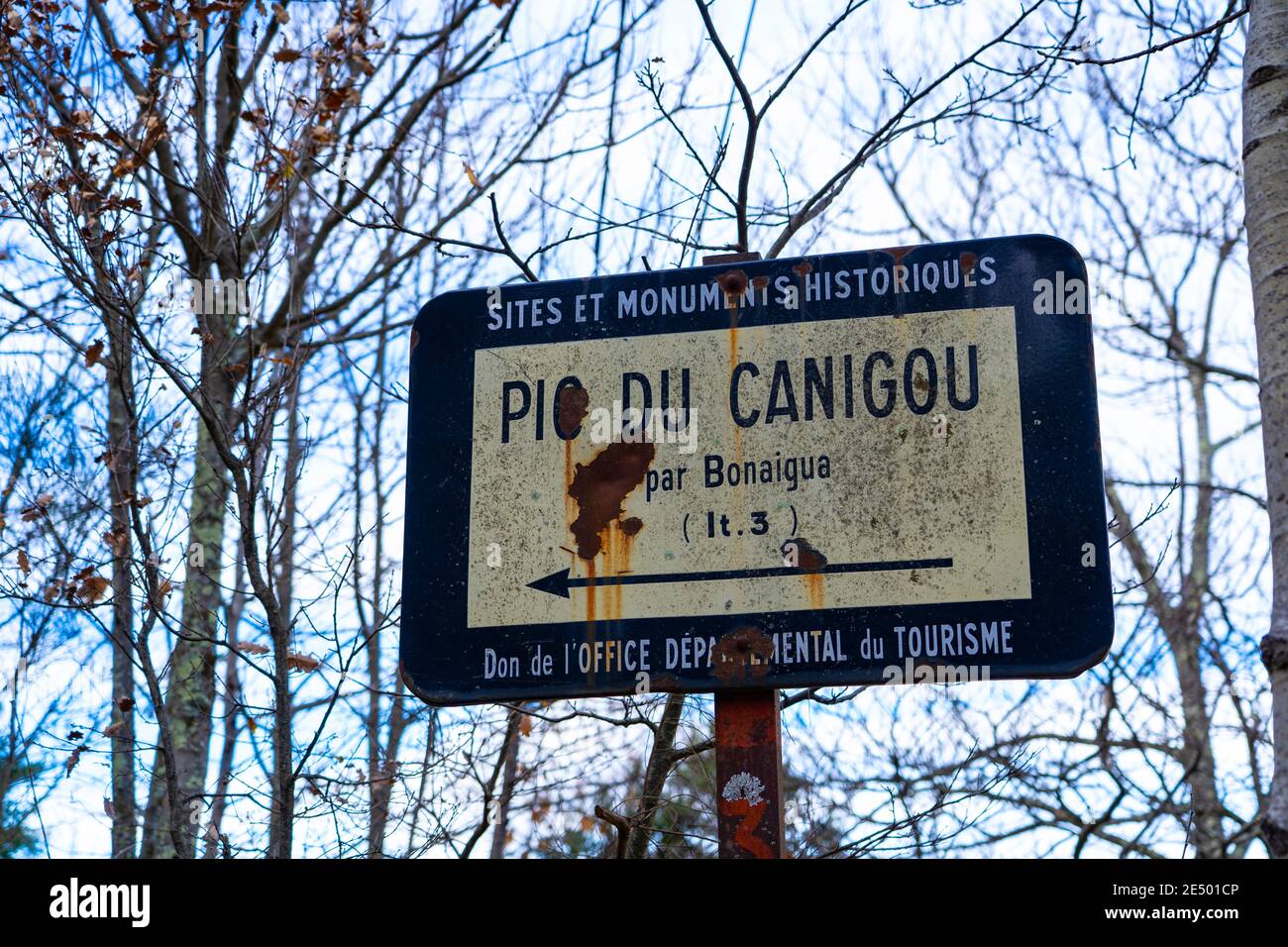 Pic de canigou and france hi-res stock photography and images - Alamy