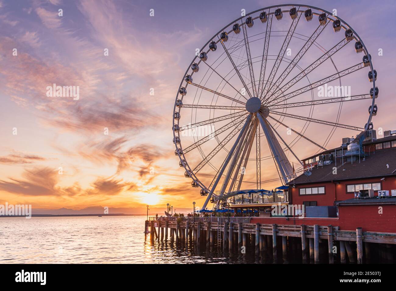 175 feet hi-res stock photography and images - Alamy