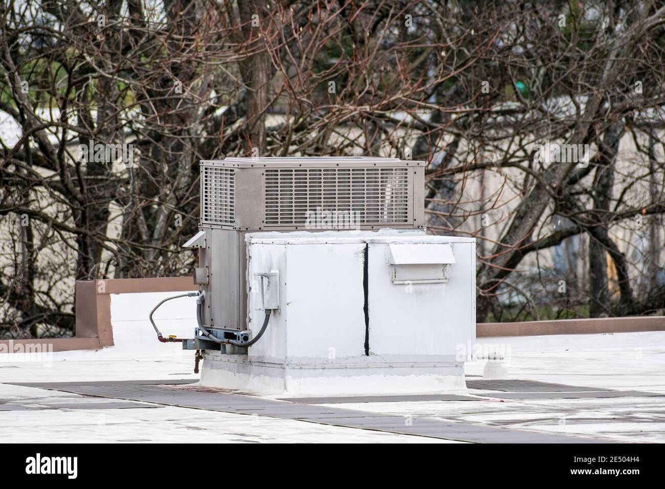 Rooftop air conditioner hi-res stock photography and images - Alamy