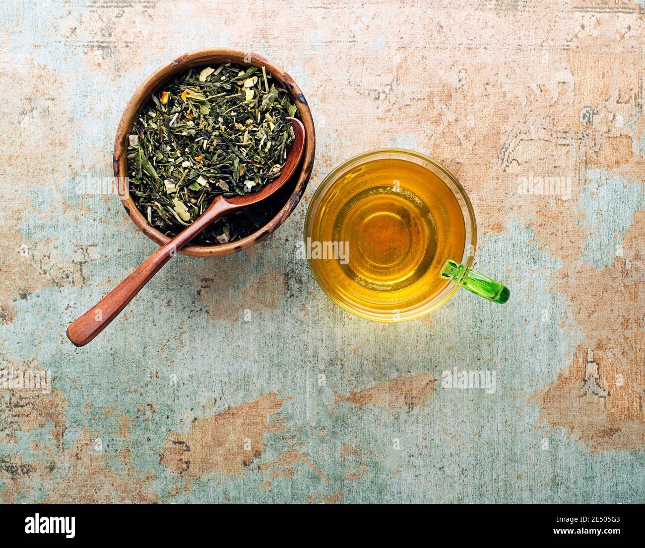 Tea cup with green tea leaves. Healthy concept Stock Photo - Alamy