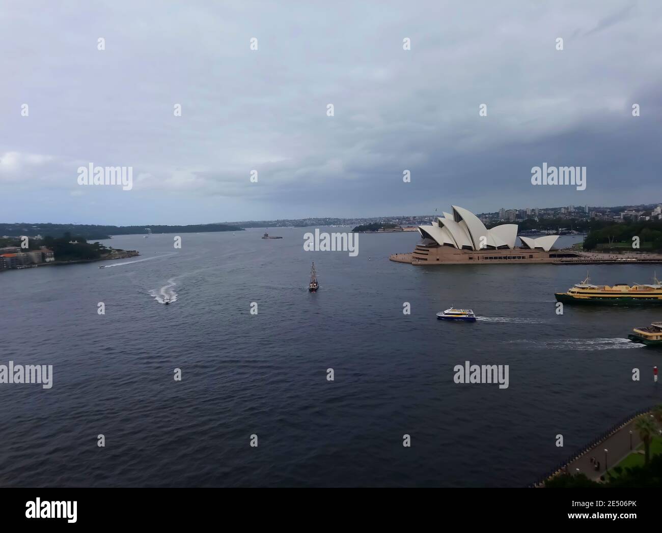 Amazing Sydney Opera house from Harbour Bridge.Famous tourist ...