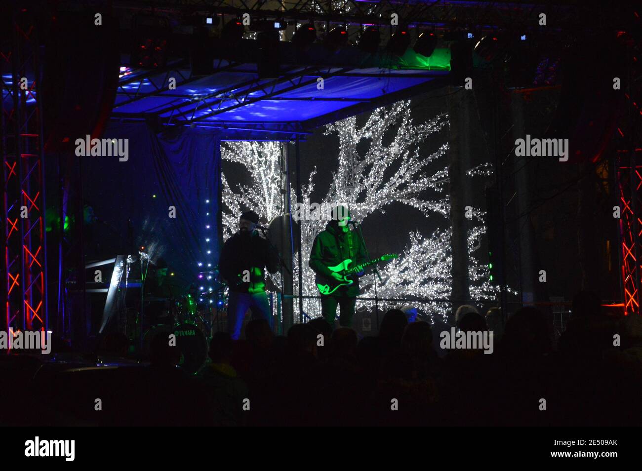 Music concert outside Stock Photo - Alamy