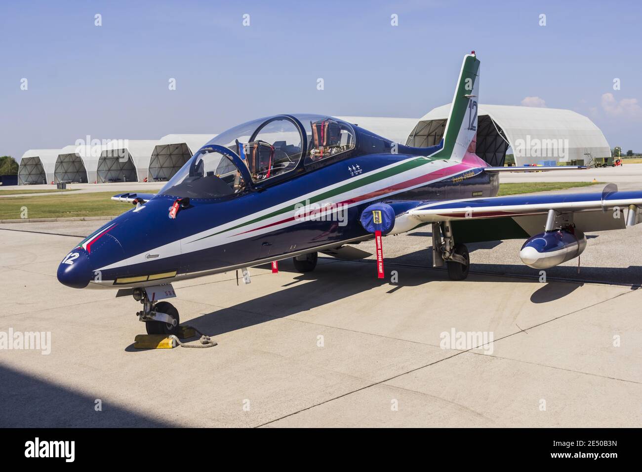 Italian Air Force Acrobatic Team during an airshow Stock Photo - Alamy