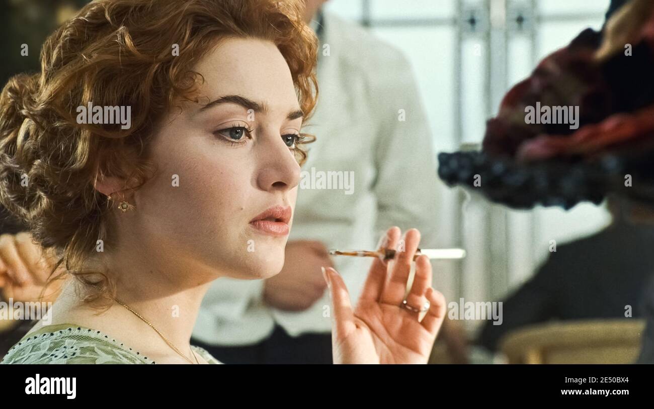 USA. Kate Winslet in a scene from the ©Paramount Pictures film ...