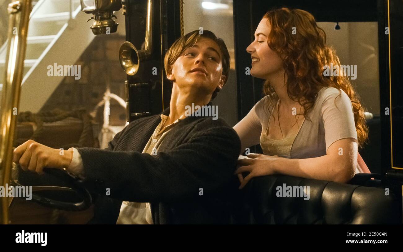 USA. Kate Winslet and Leonardo DiCaprio in a scene from the ©Paramount ...