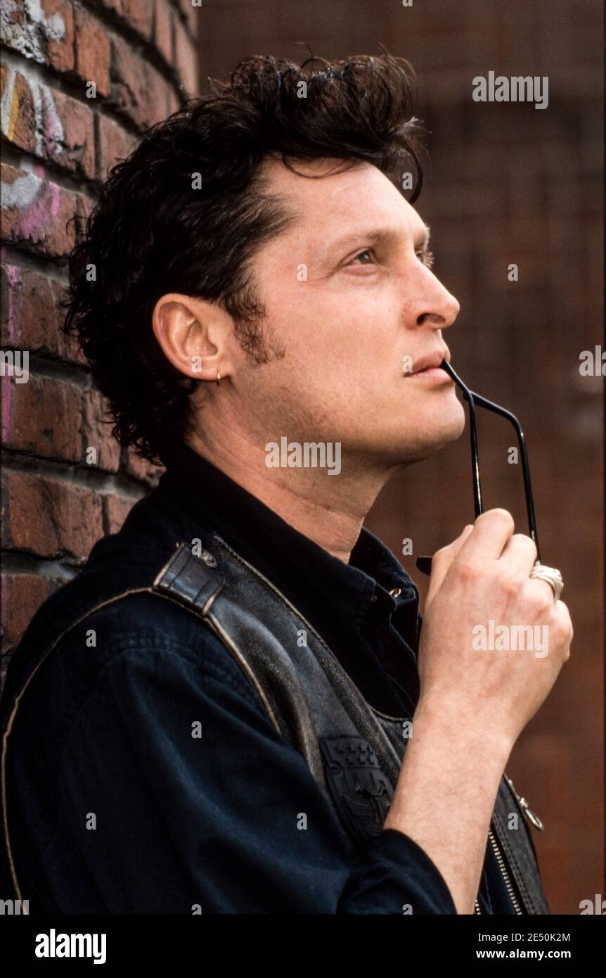 Golden earring radar love hi-res stock photography and images - Alamy