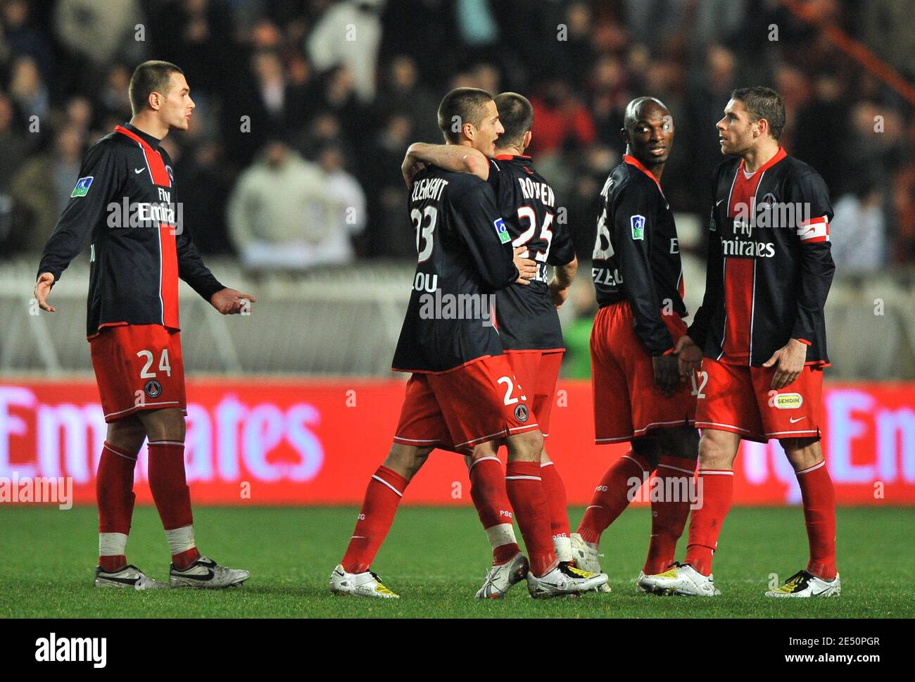 PSG's players celebrate after their victory during the French First ...