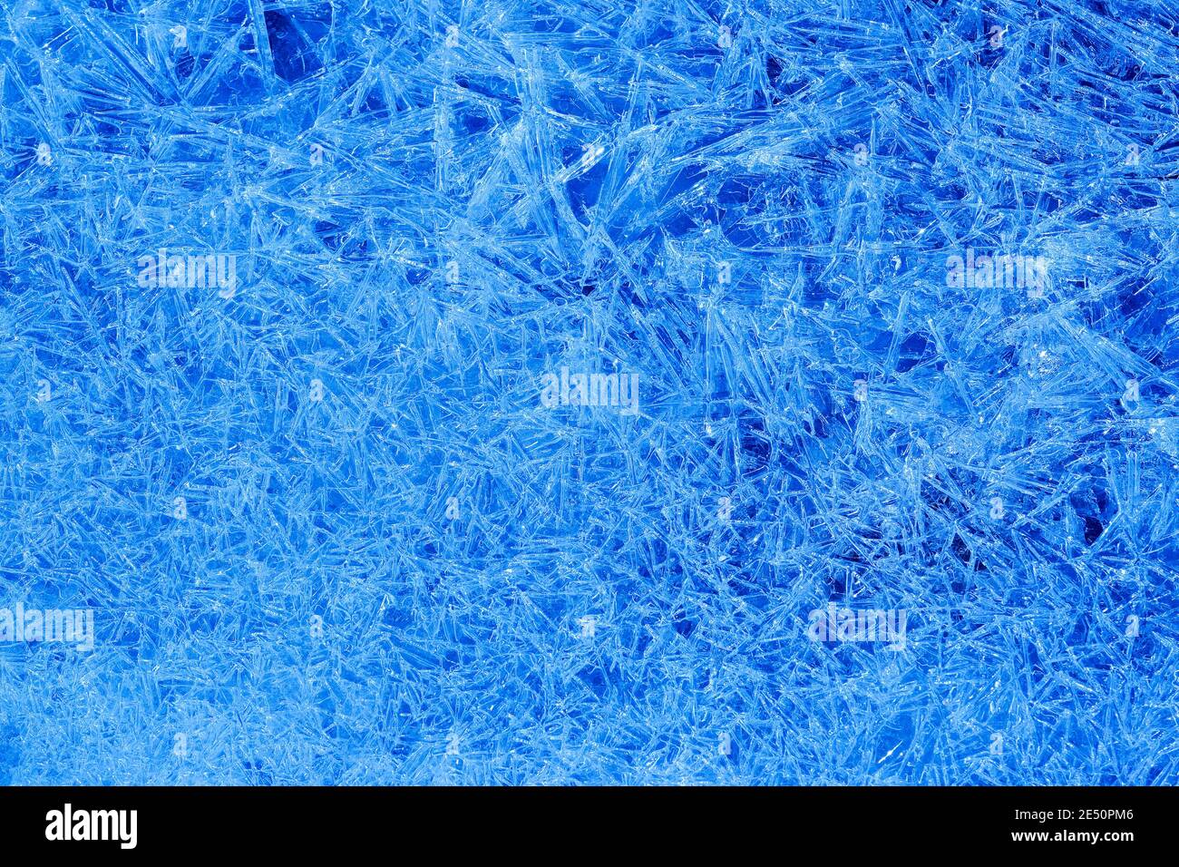 Crystals of water hi-res stock photography and images - Alamy