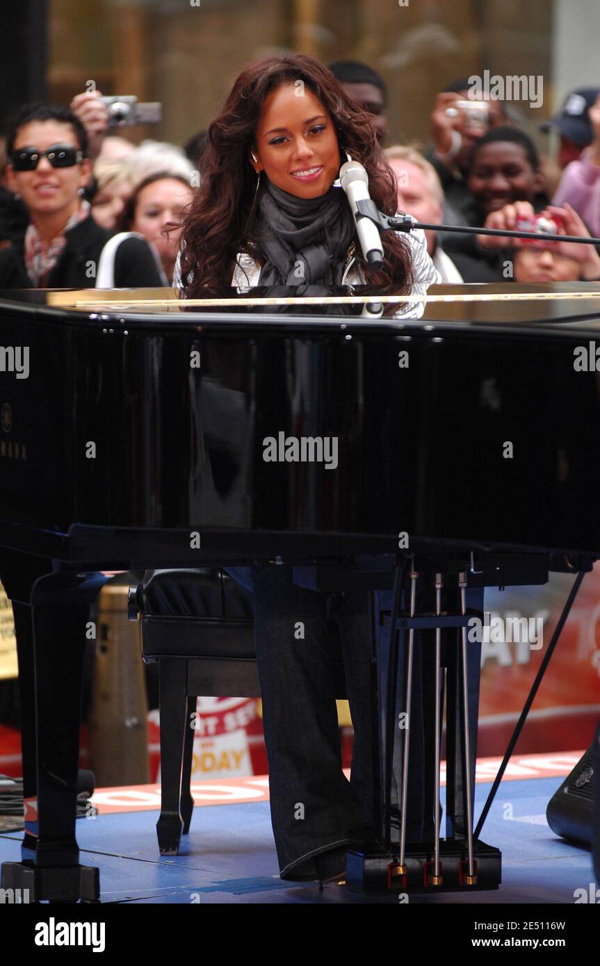 Singer Alicia Keys performs live on NBC's 'Today' Show Summer Concert ...