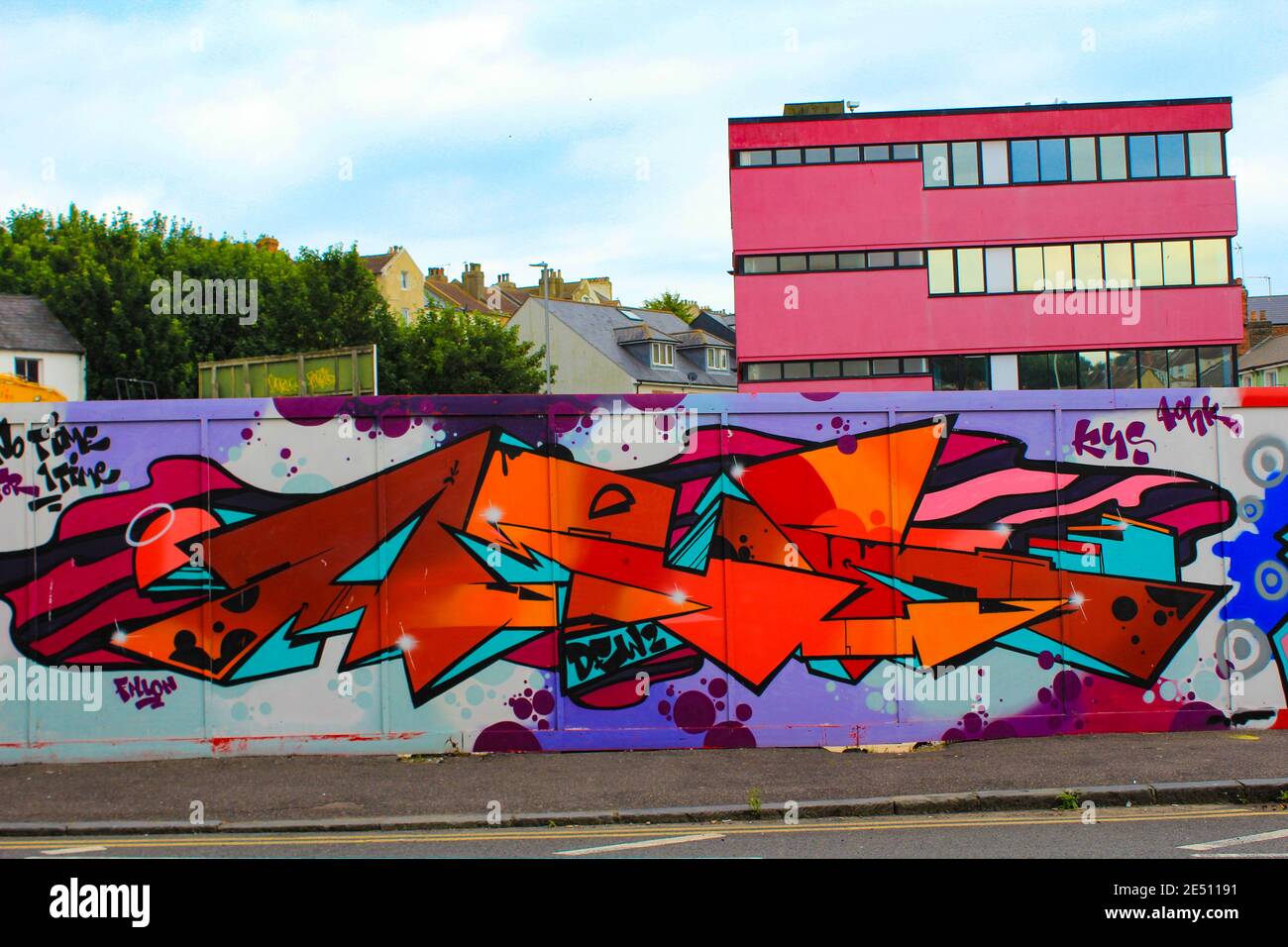 Folkestone street art hi-res stock photography and images - Alamy