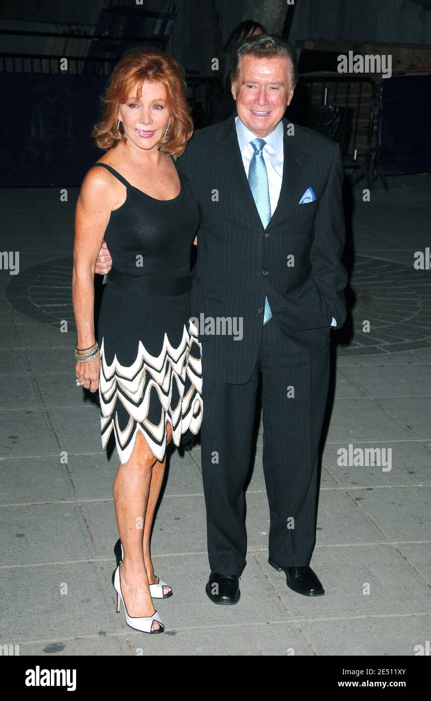 Joy philbin and regis philbin hi-res stock photography and images - Alamy