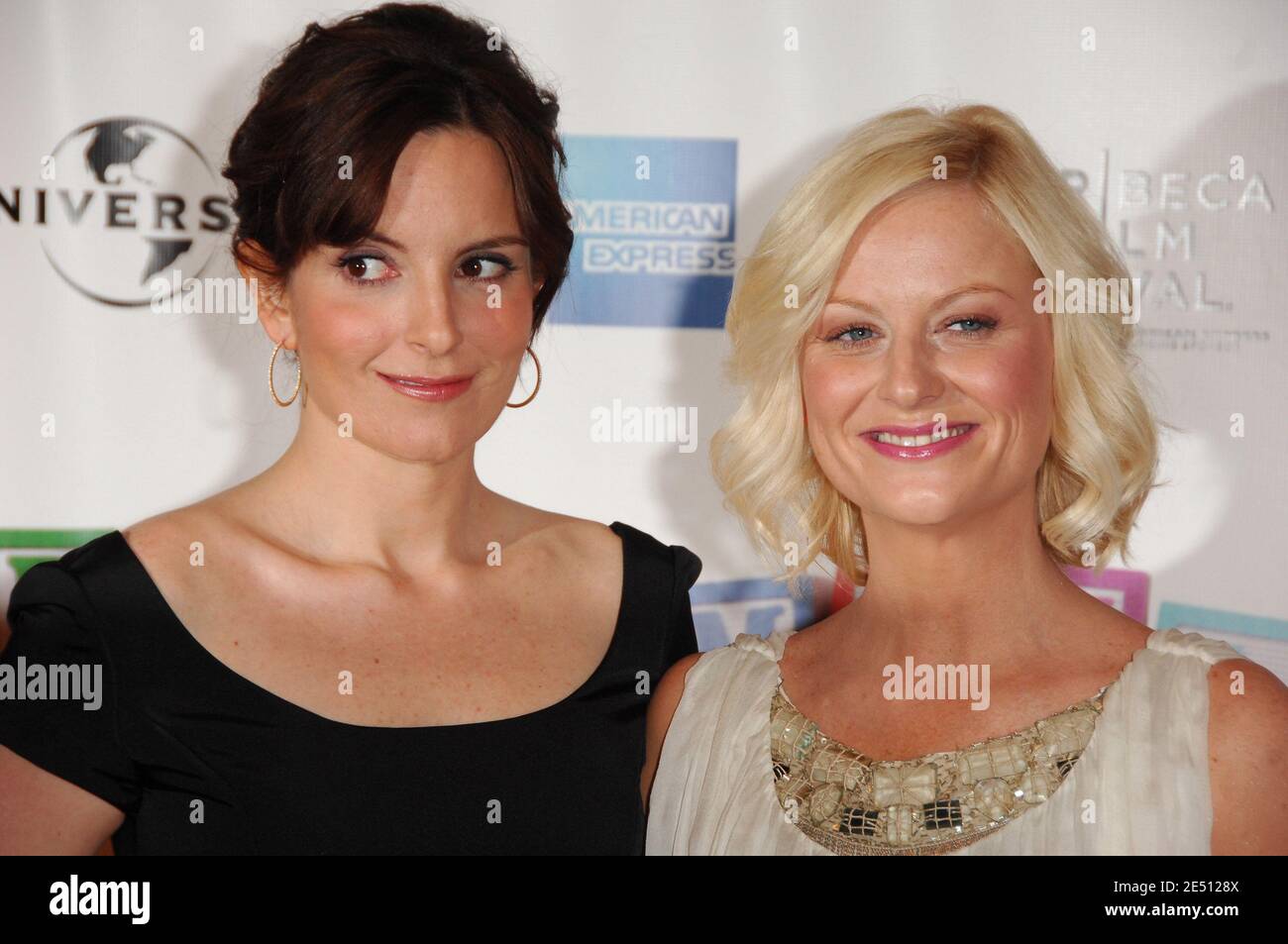 Actors Tina Fey (L) and Amy Poehler arriving for the 'Baby Mama' premiere at the Ziegfeld ...