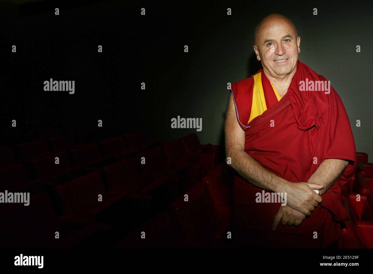 Buddhist monk matthieu ricard hi-res stock photography and images - Alamy