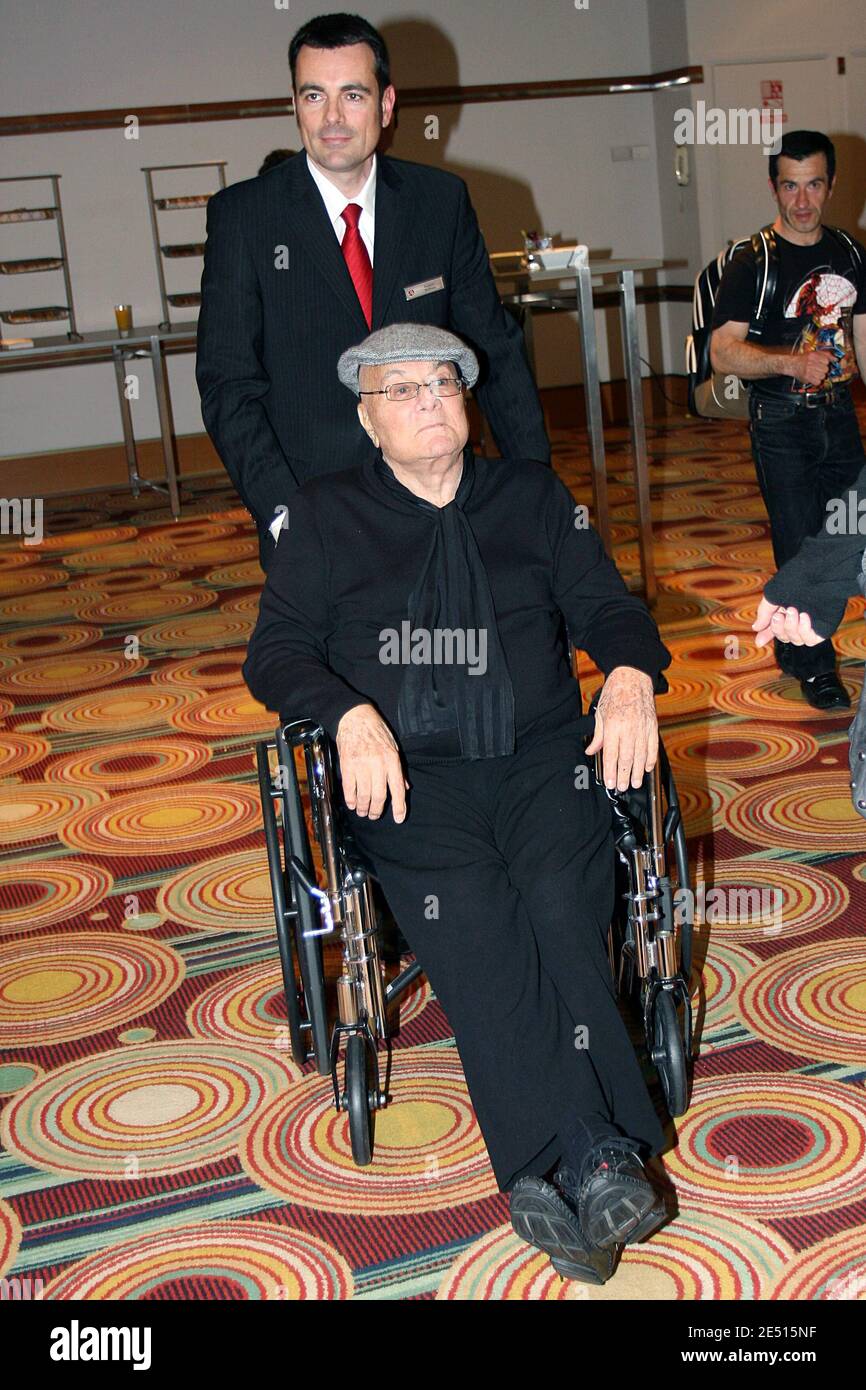 Tony curtis jill vandenberg curtis hi-res stock photography and images ...