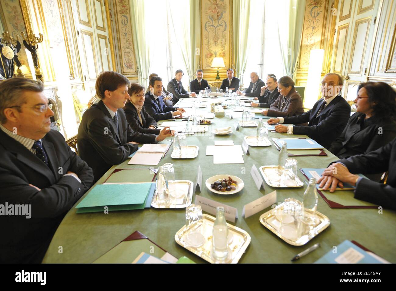 Preamble to the constitution hi-res stock photography and images - Alamy