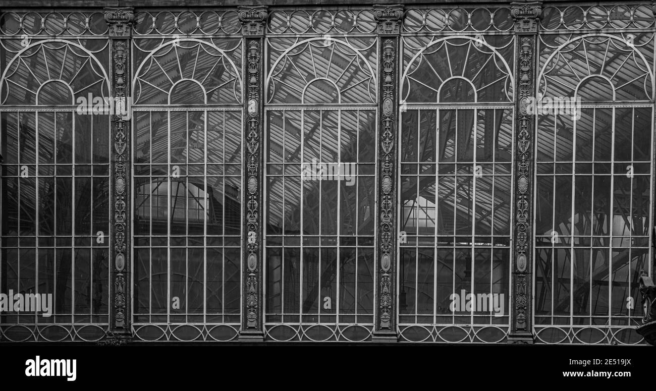 Blocky buildings Black and White Stock Photos & Images - Alamy