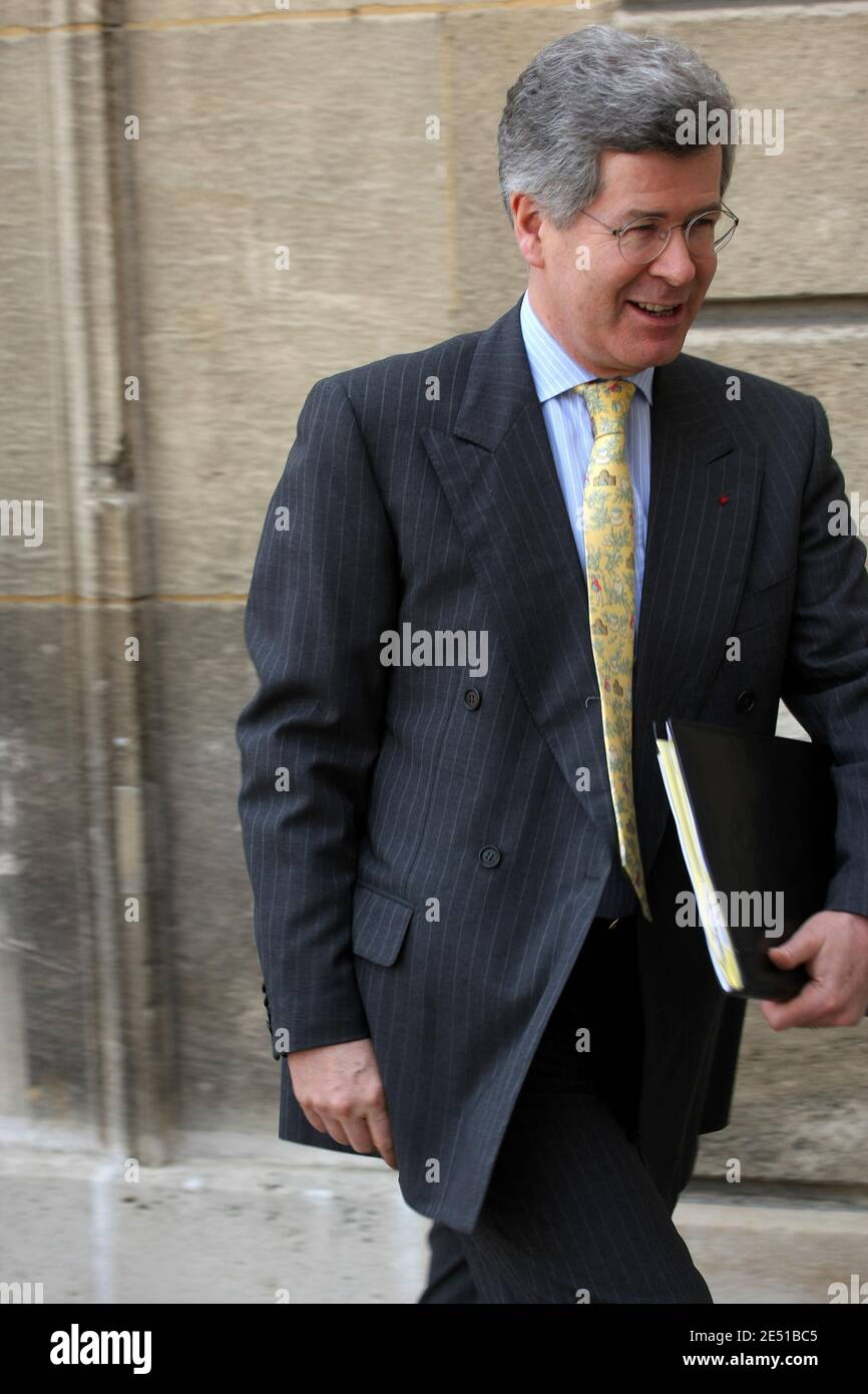 Jean david levitte hi-res stock photography and images - Alamy