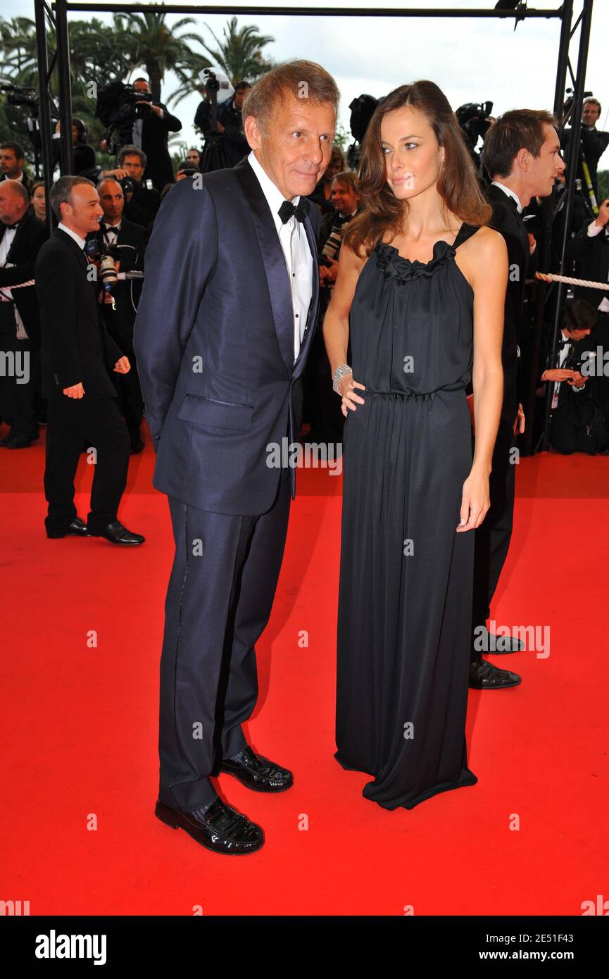 Patrick Poivre d'Arvor and his girlfriend Agathe Borne walking the ...