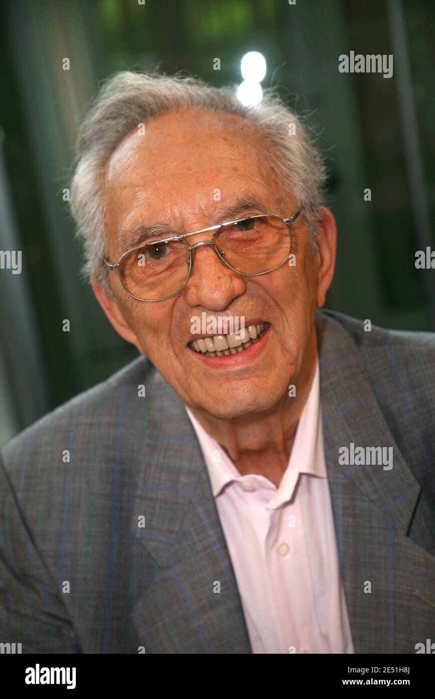 Zappy max hi-res stock photography and images - Alamy