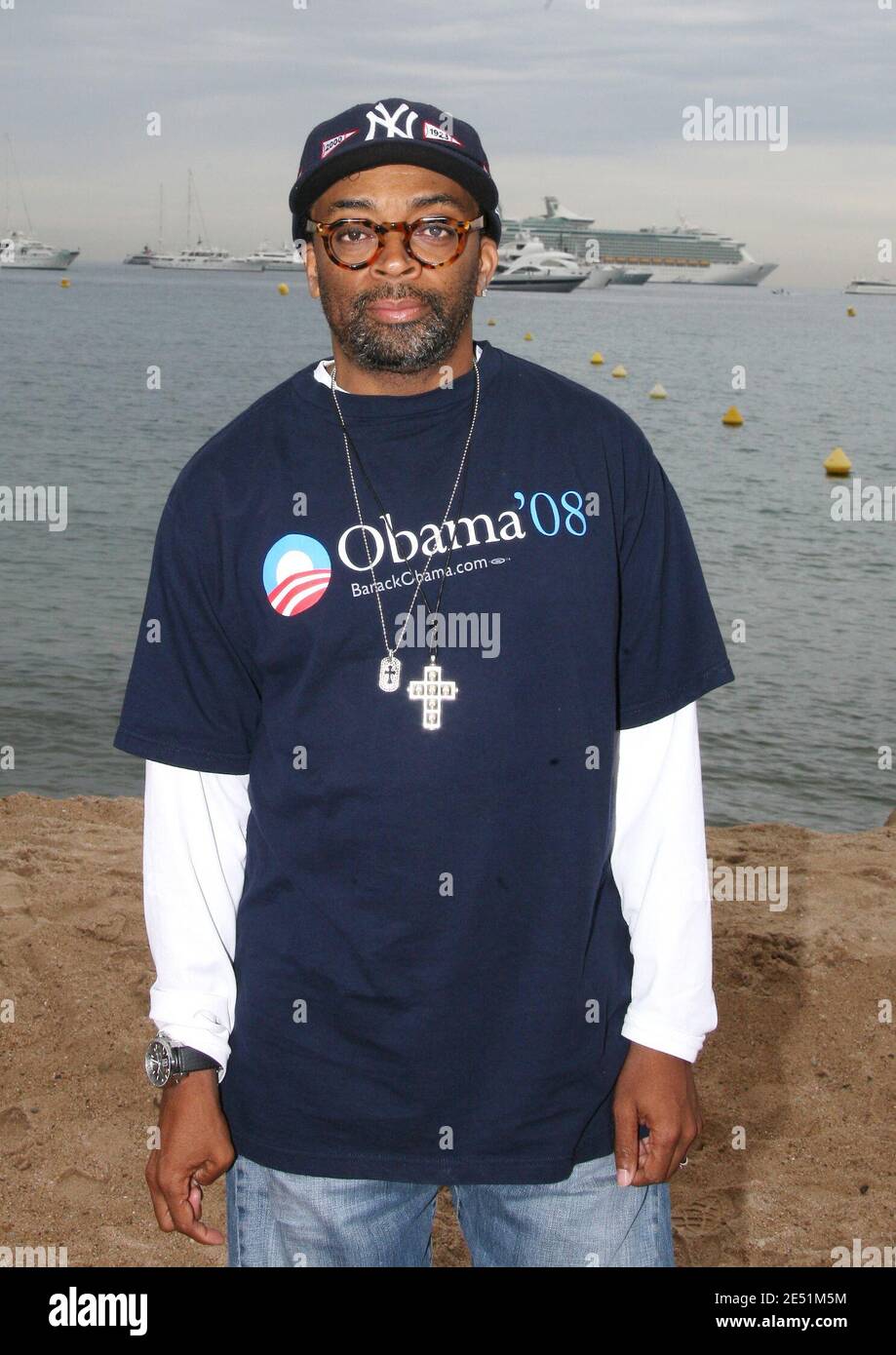 US director Spike Lee, wearing an Obama T-shirt, poses for pictures for ...