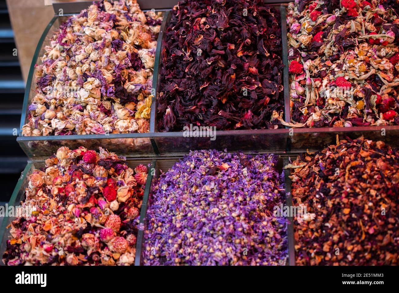 Different types flowers in store hi-res stock photography and images ...