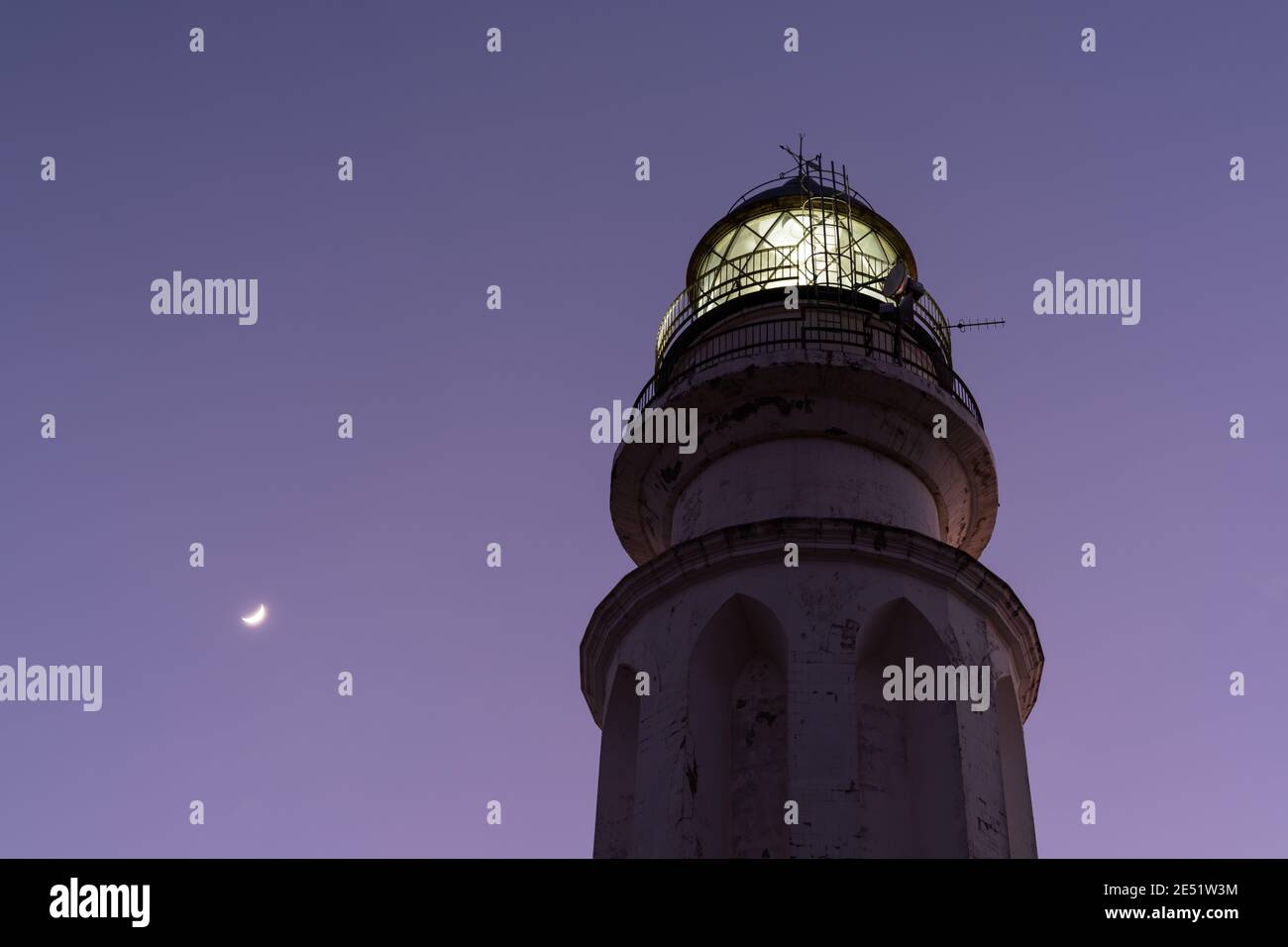 Trafalgar lighthouse in cabo hi-res stock photography and images - Alamy