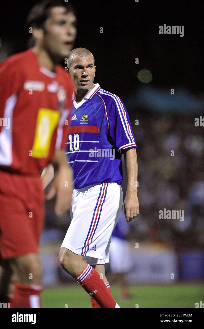 Zidane 1998 hi-res stock photography and images - Alamy