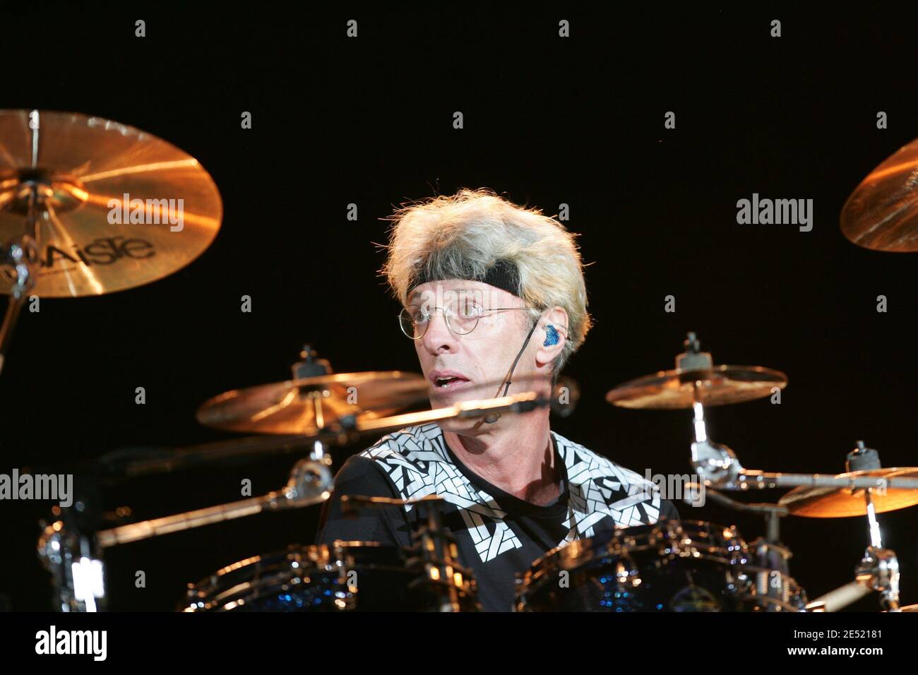 Stewart copeland police hi-res stock photography and images - Alamy
