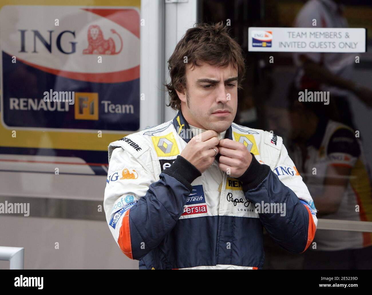 Paddock de voiture de course hi-res stock photography and images - Alamy