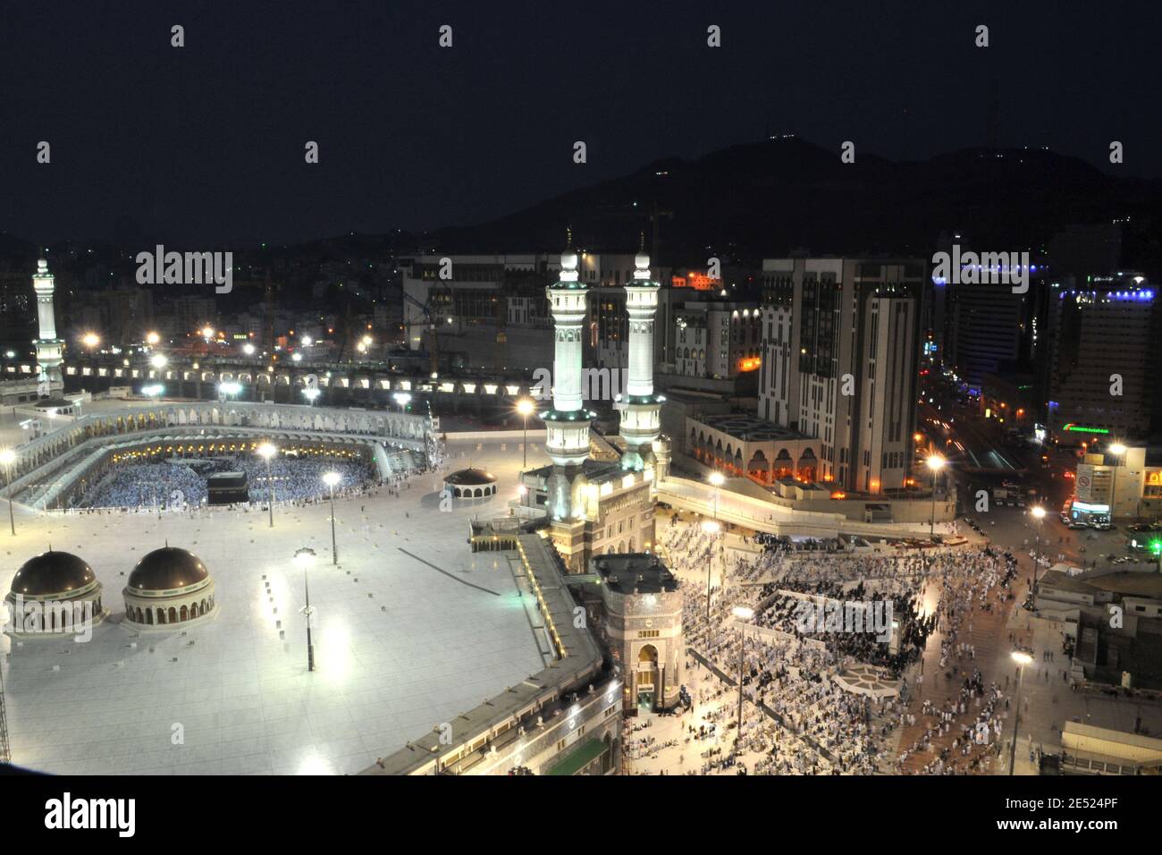 Great mosque mecca saudi arabia hi-res stock photography and images - Alamy