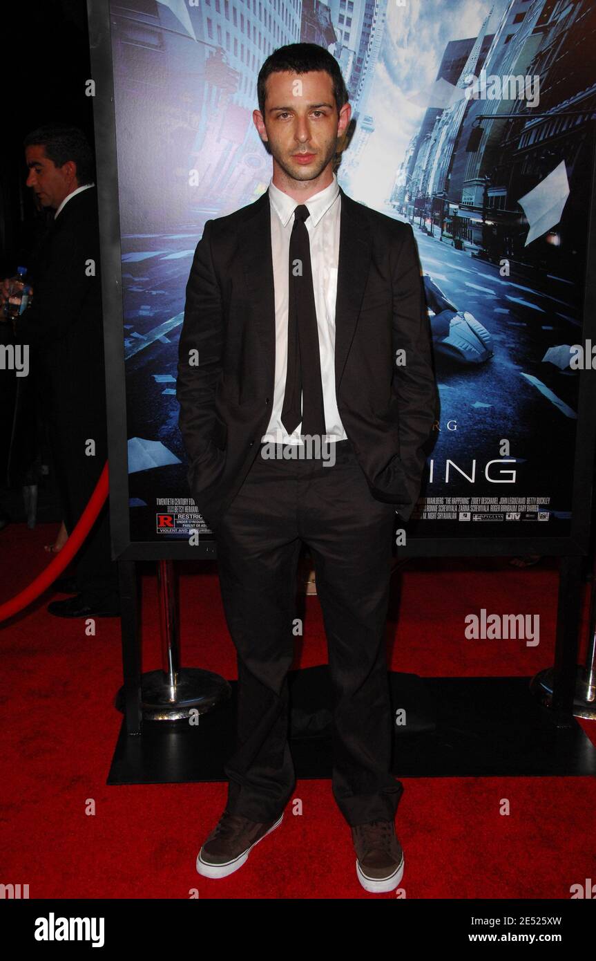 Cast member Jeremy Strong arriving for the Twentieth Century Fox world ...