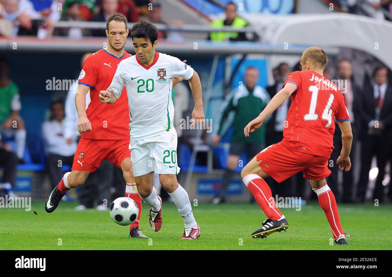 Portugal's Deco during the Euro 2008 UEFA Championships soccer match ...