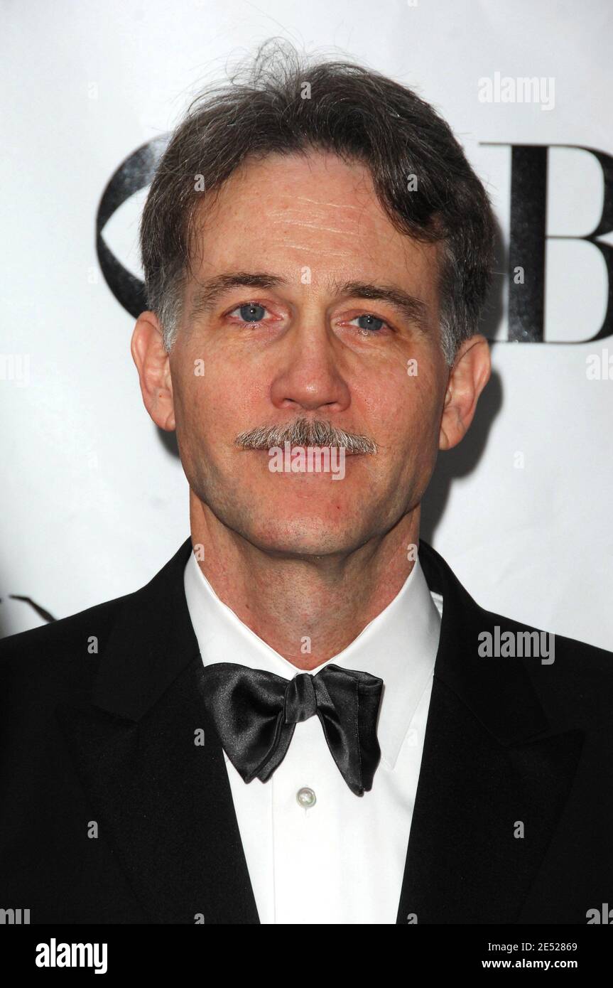 Actor Boyd Gaines arrives at the 62nd Annual Tony Awards held at Radio ...