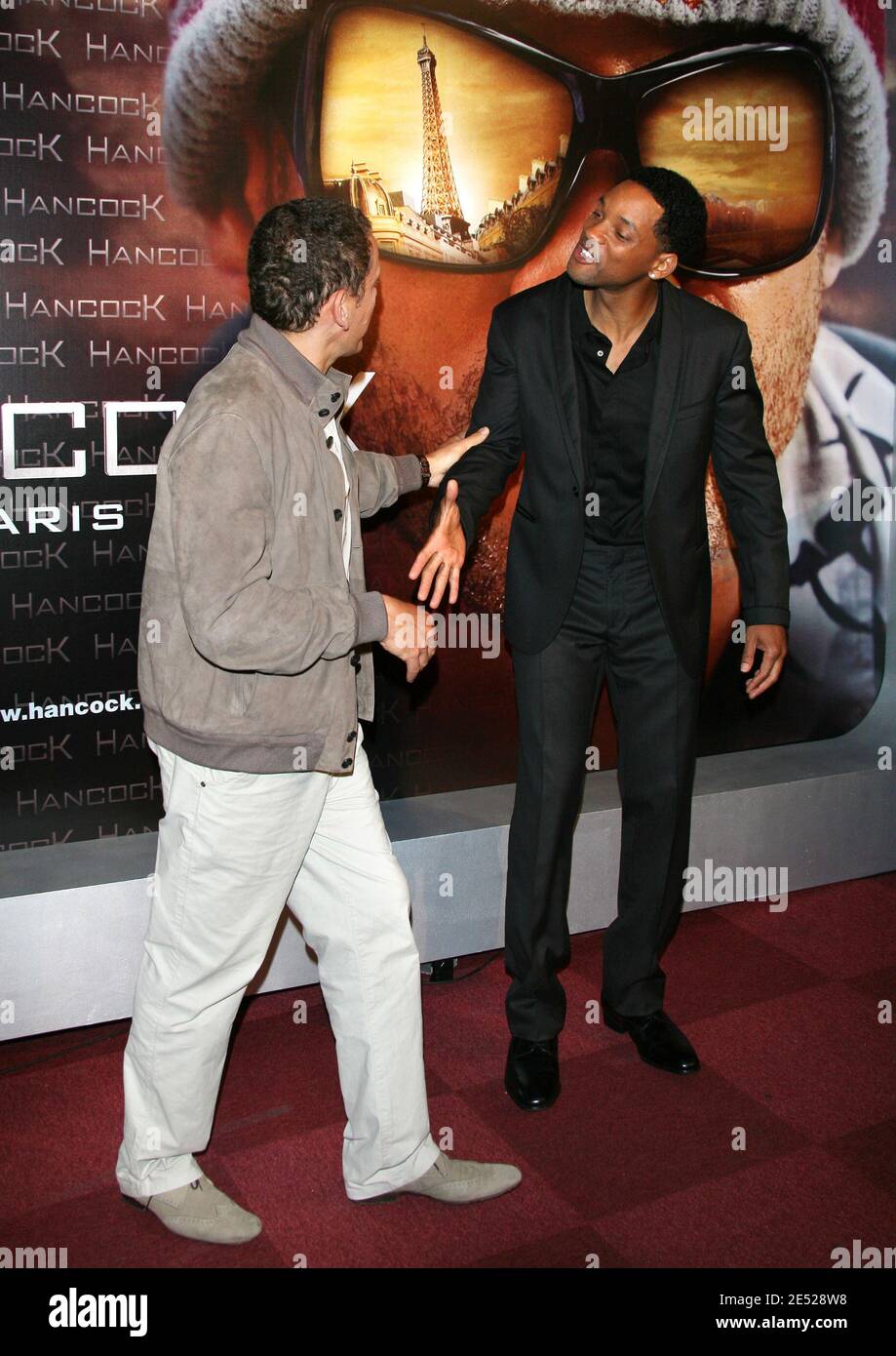 Actors Dany Boon and Will Smith (he will be the producer from the US ...