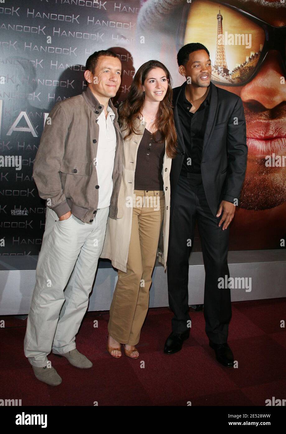 Actors Dany Boon, his wife Yael and Will Smith (he will be the producer ...