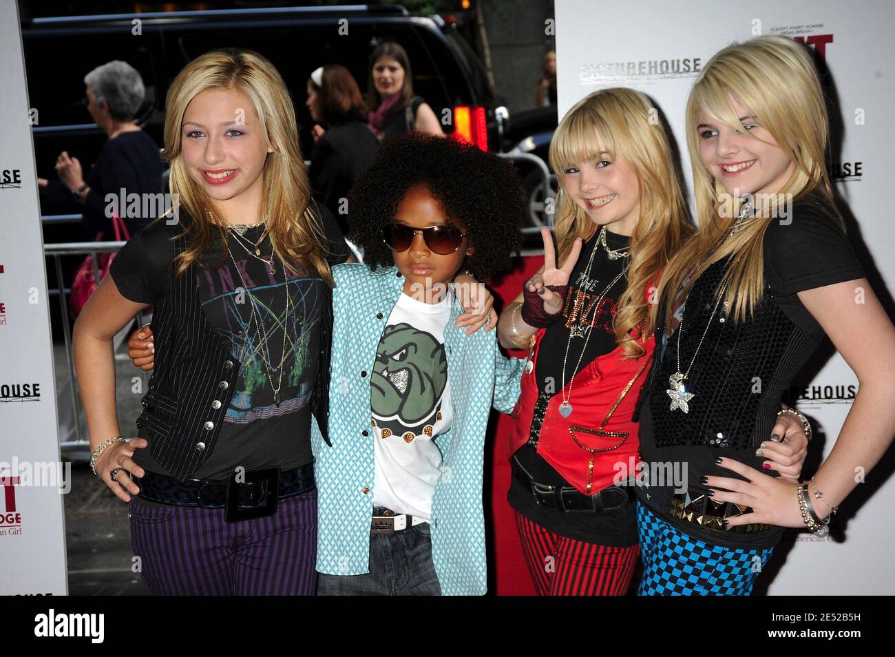 Destinee and paris monroe hi-res stock photography and images - Alamy