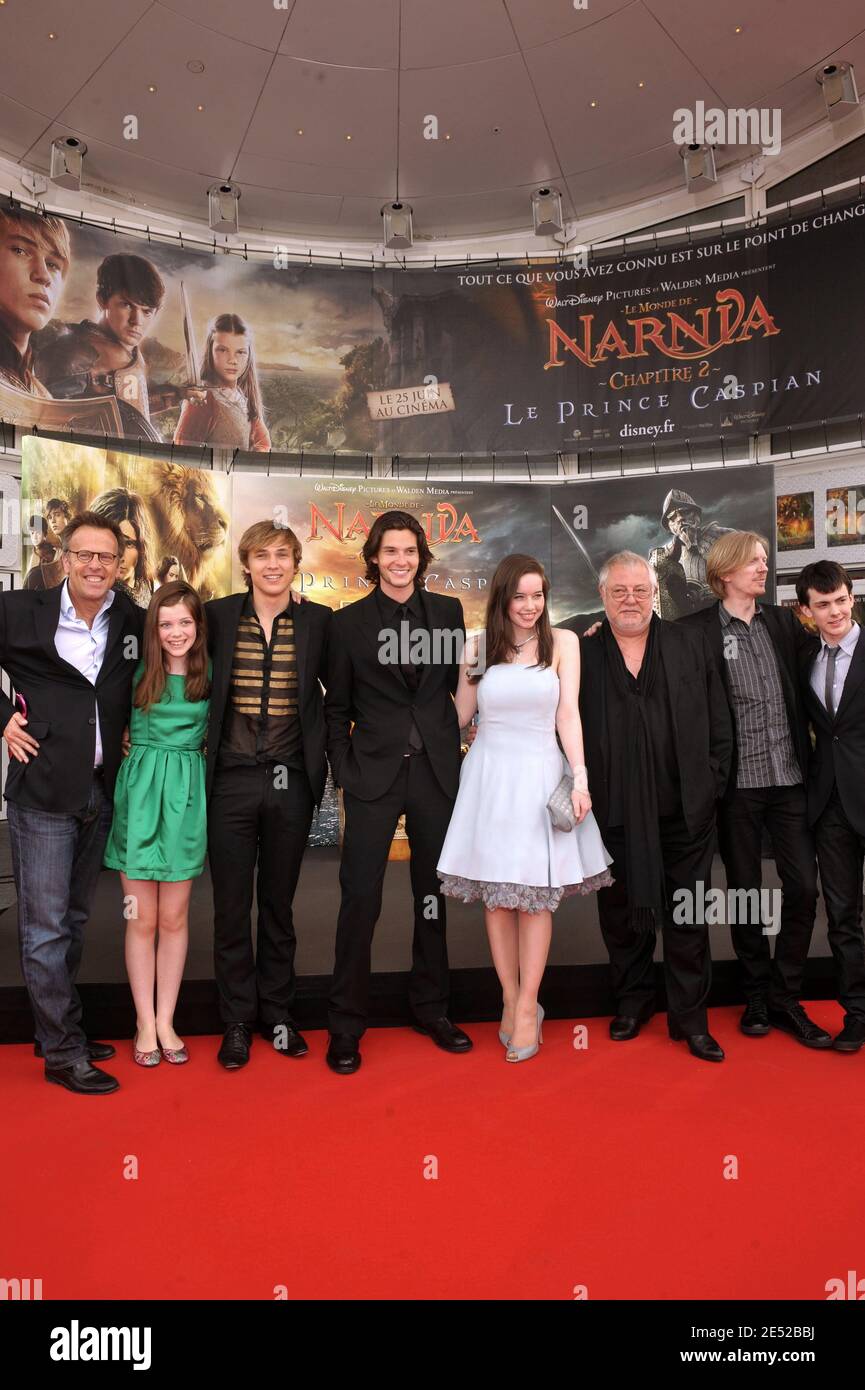 The cast and crew of the film The Chronicles of Narnia: Prince Caspian ...
