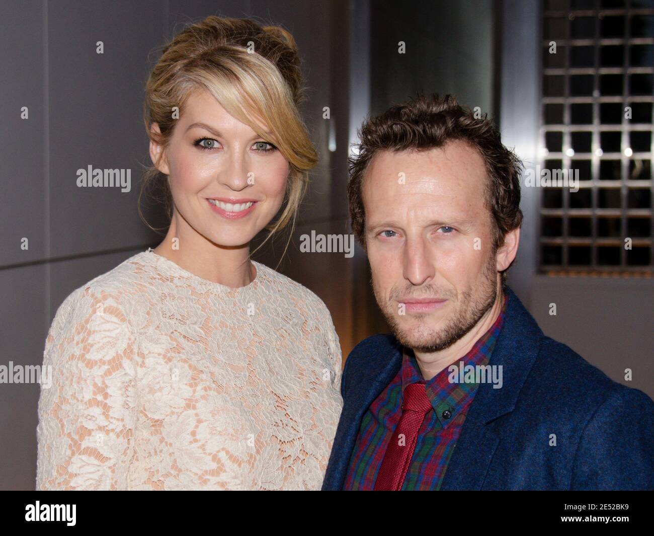 Jenna elfman attend hi-res stock photography and images - Alamy