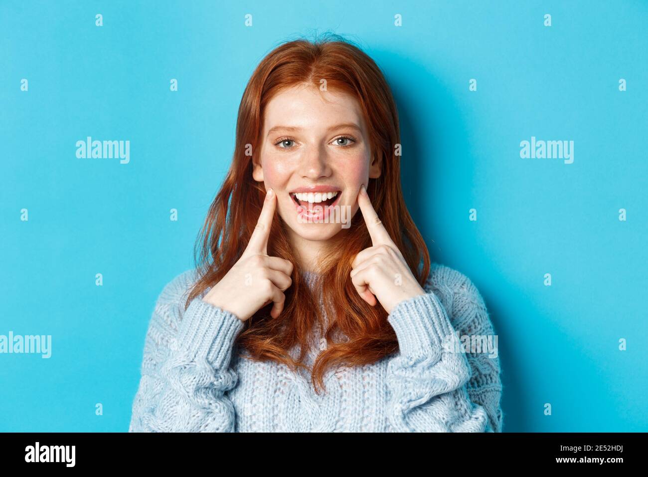 Dimples Women High Resolution Stock Photography and Images - Alamy