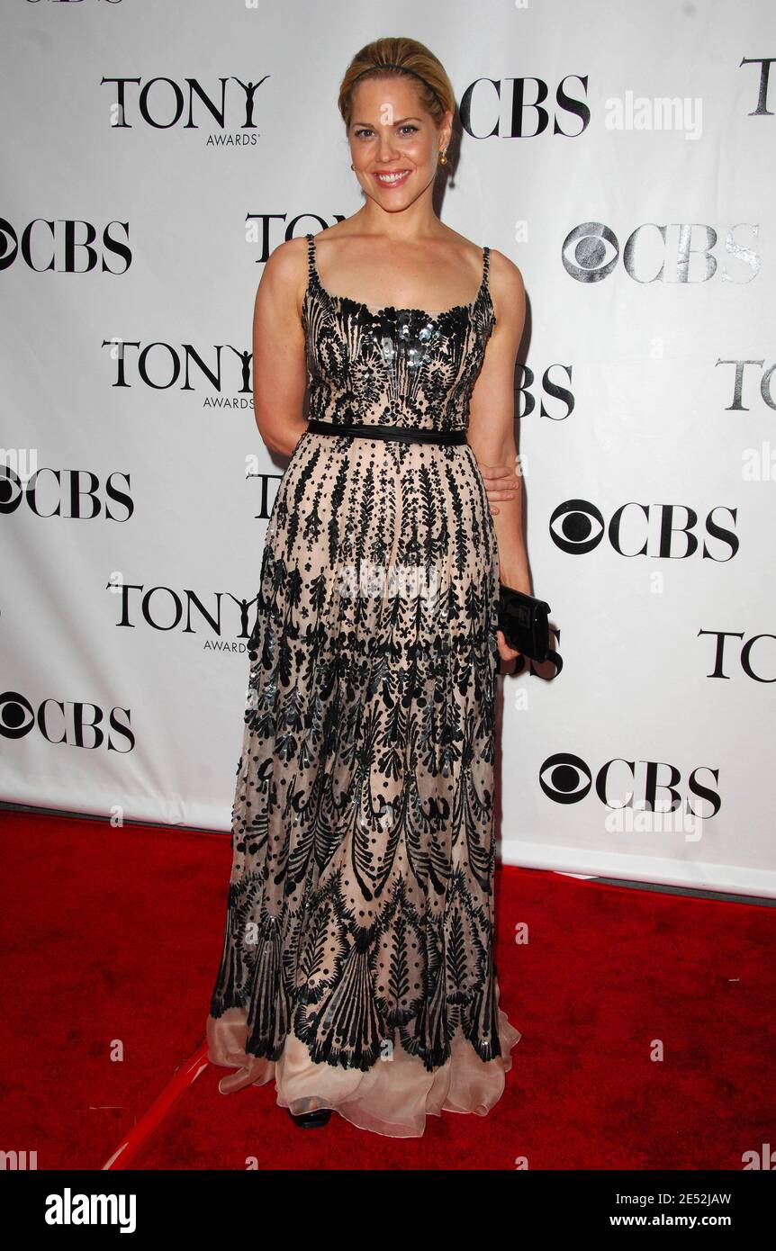 Actress Mary McCormack arrives at the 62nd Annual Tony Awards held at ...