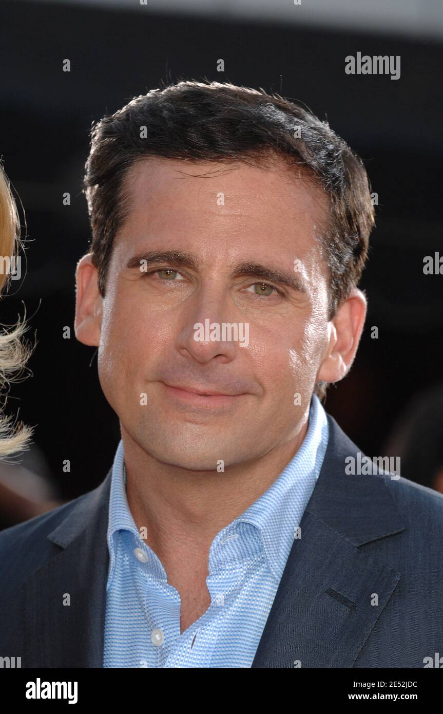 Steve Carell attends the premiere of Warner Bros' "Get Smart" held in ...