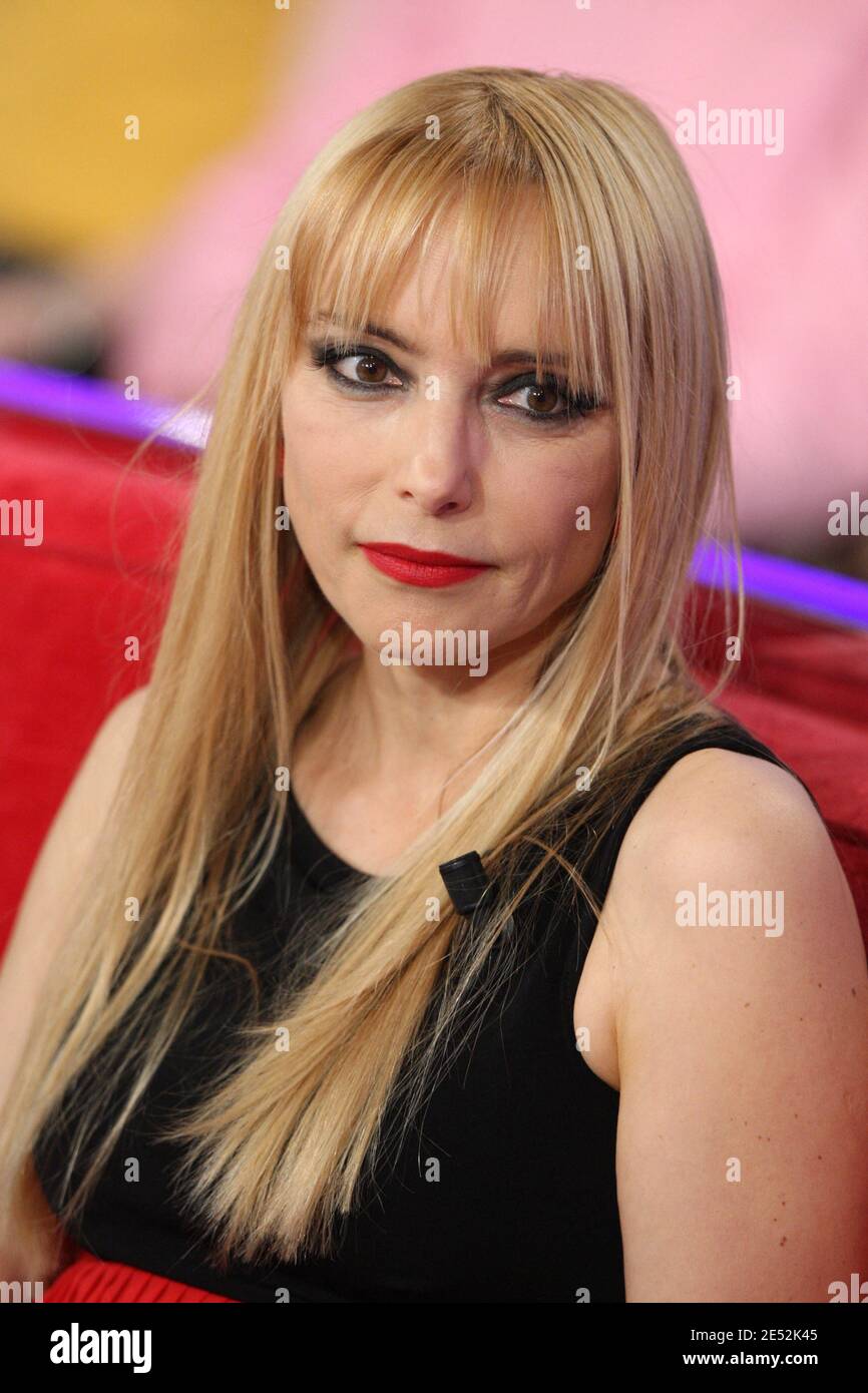 Jeanne mas paris hi-res stock photography and images - Alamy