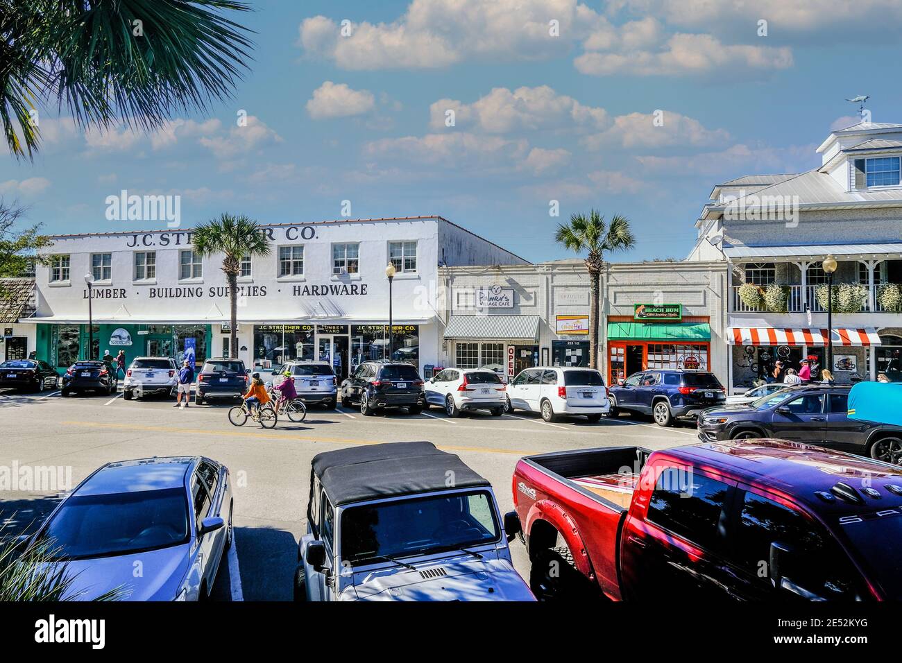 Georgia st simons island downtown High Resolution Stock Photography and ...