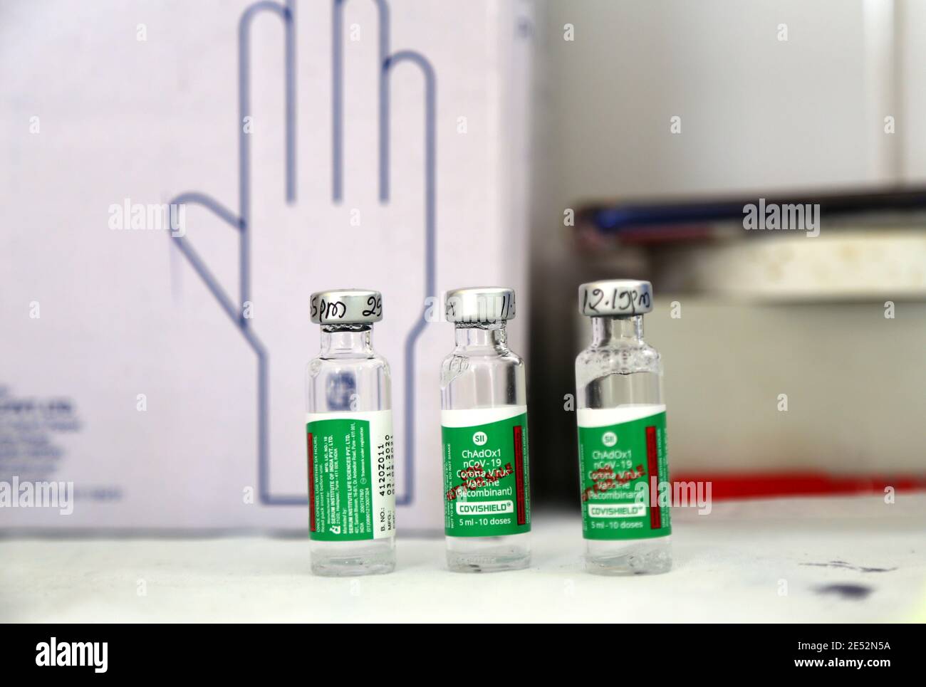 Covishield vaccines hi-res stock photography and images - Alamy