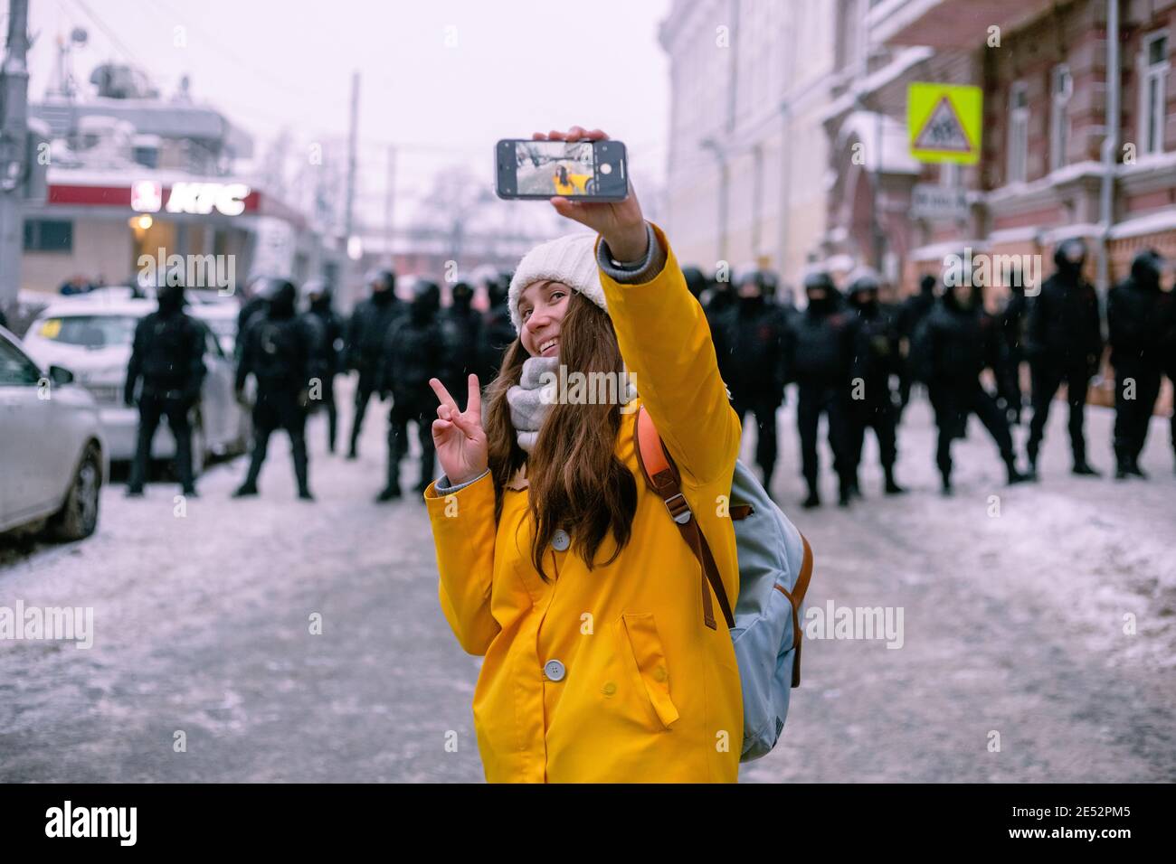 Selfie with riot police hi-res stock photography and images - Alamy
